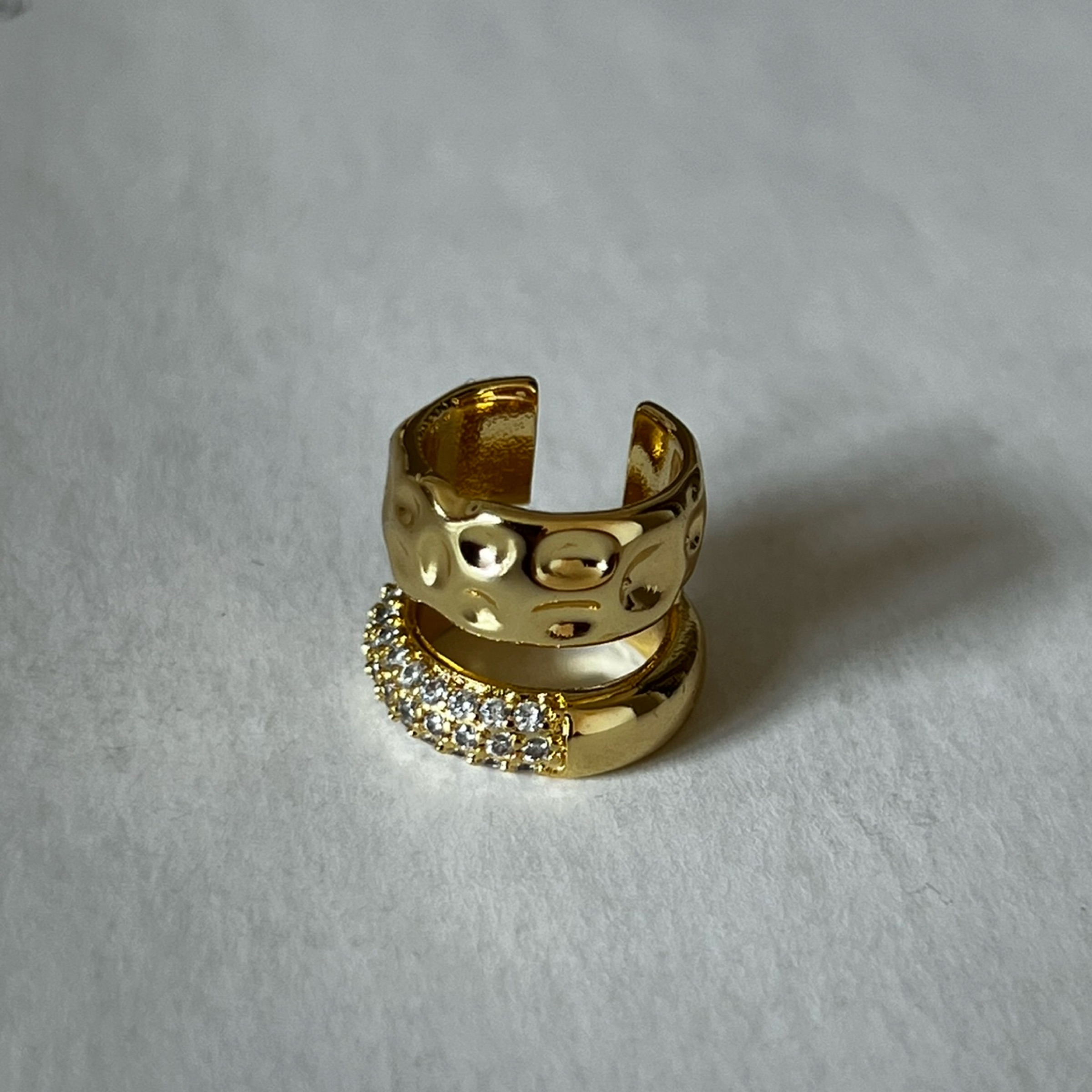 Ear Cuff Gretta – UNIKAT